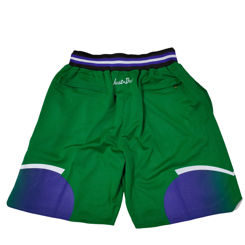 Milwaukee Bucks Shorts – Retro Basketball
